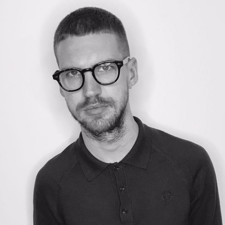 Scott Ade | London Hair Stylist – Larry King